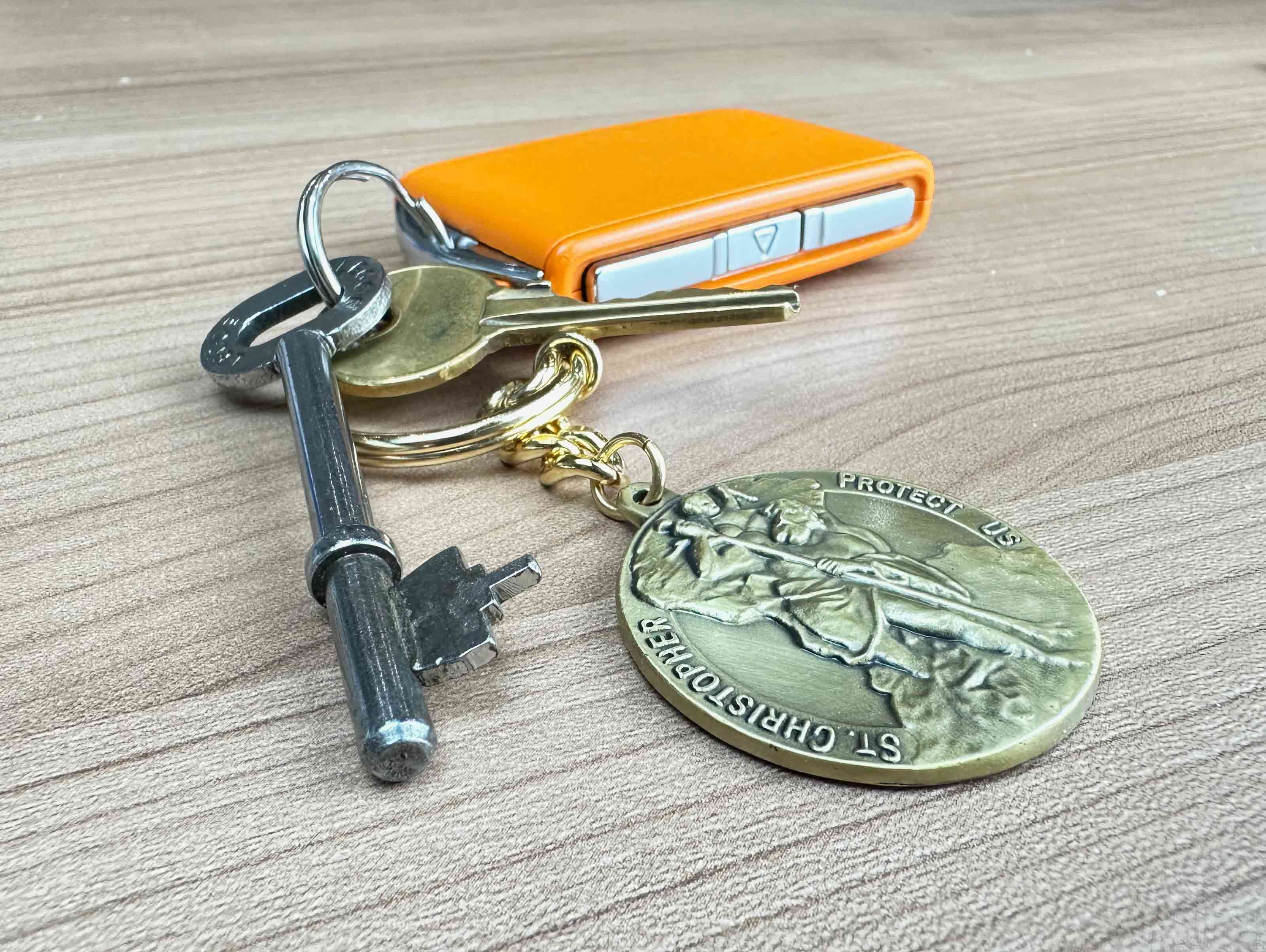 Keychains – Crosses & Medals